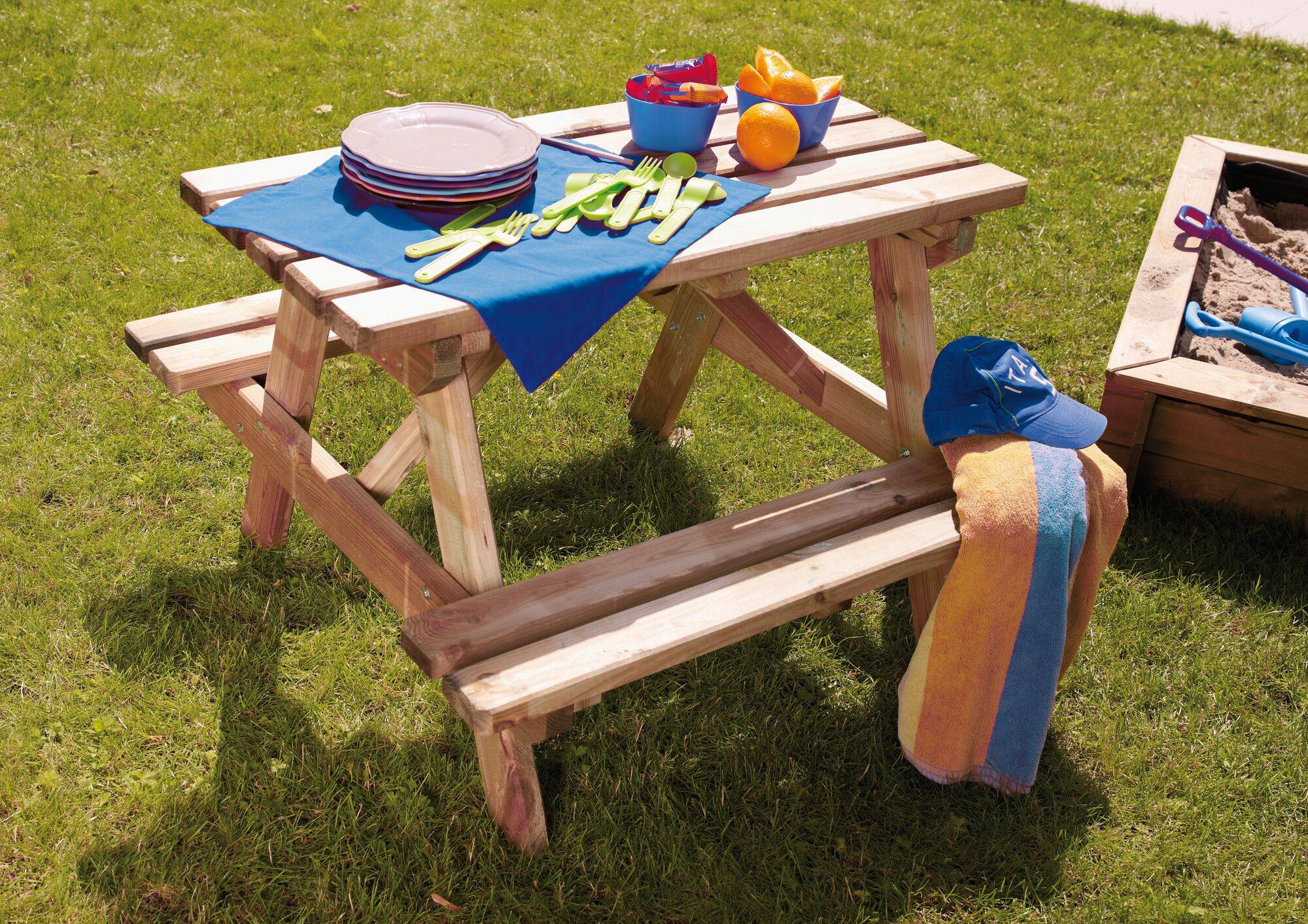 Table Picnic Enfant en Bois avec Bancs Auréa SOULET | Camif
